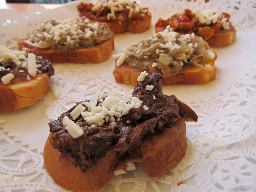 La Monarca: Cakes for a Cause | The Minty